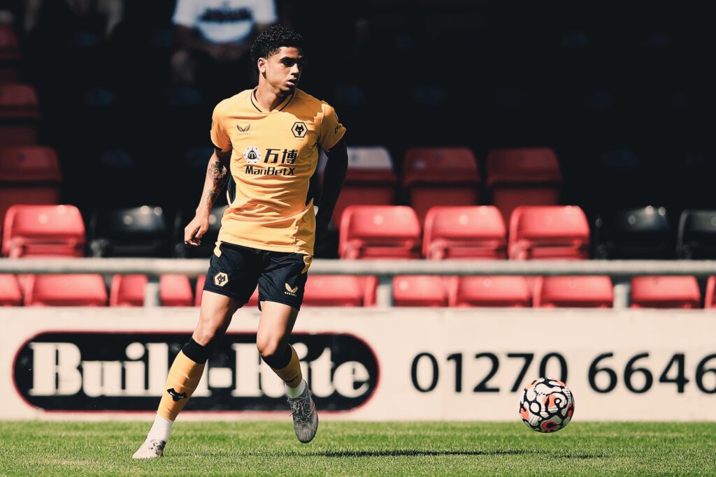 EG naki-partner sa Wolverhampton Wanderers football club | ONE Esports ...