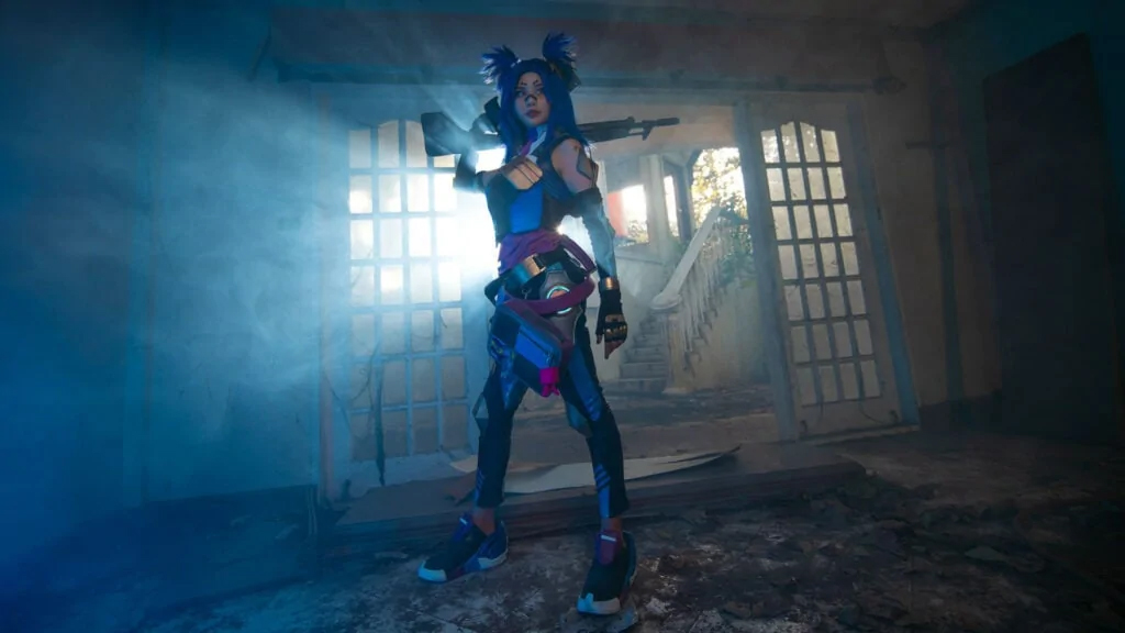 Shocking sa ganda ang detalyadong Neon cosplay na 'to | ONE Esports ...
