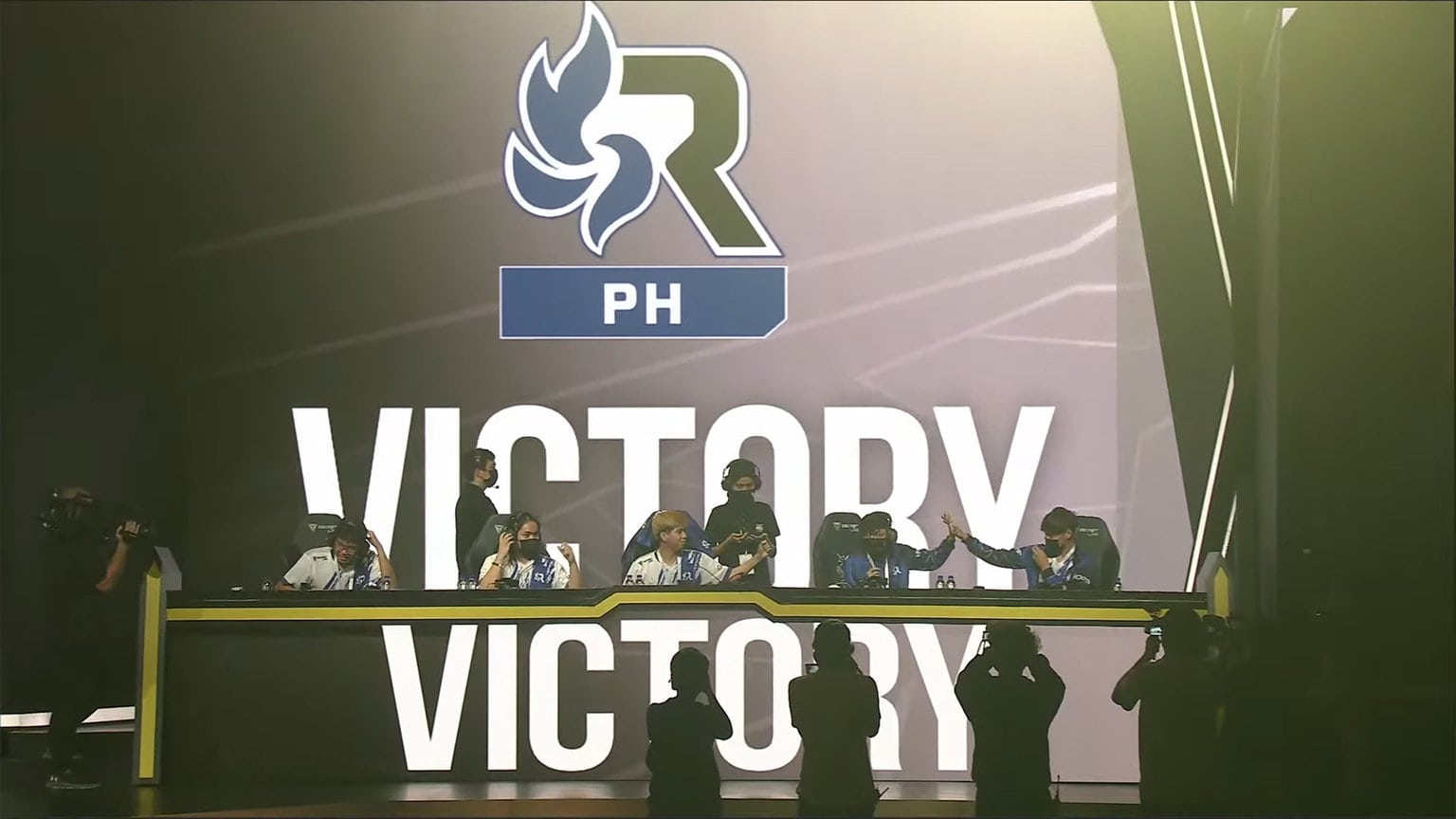 RSG PH pinalubog ang RSG SG; Hari ng Group B sa MSC 2022 | ONE Esports ...