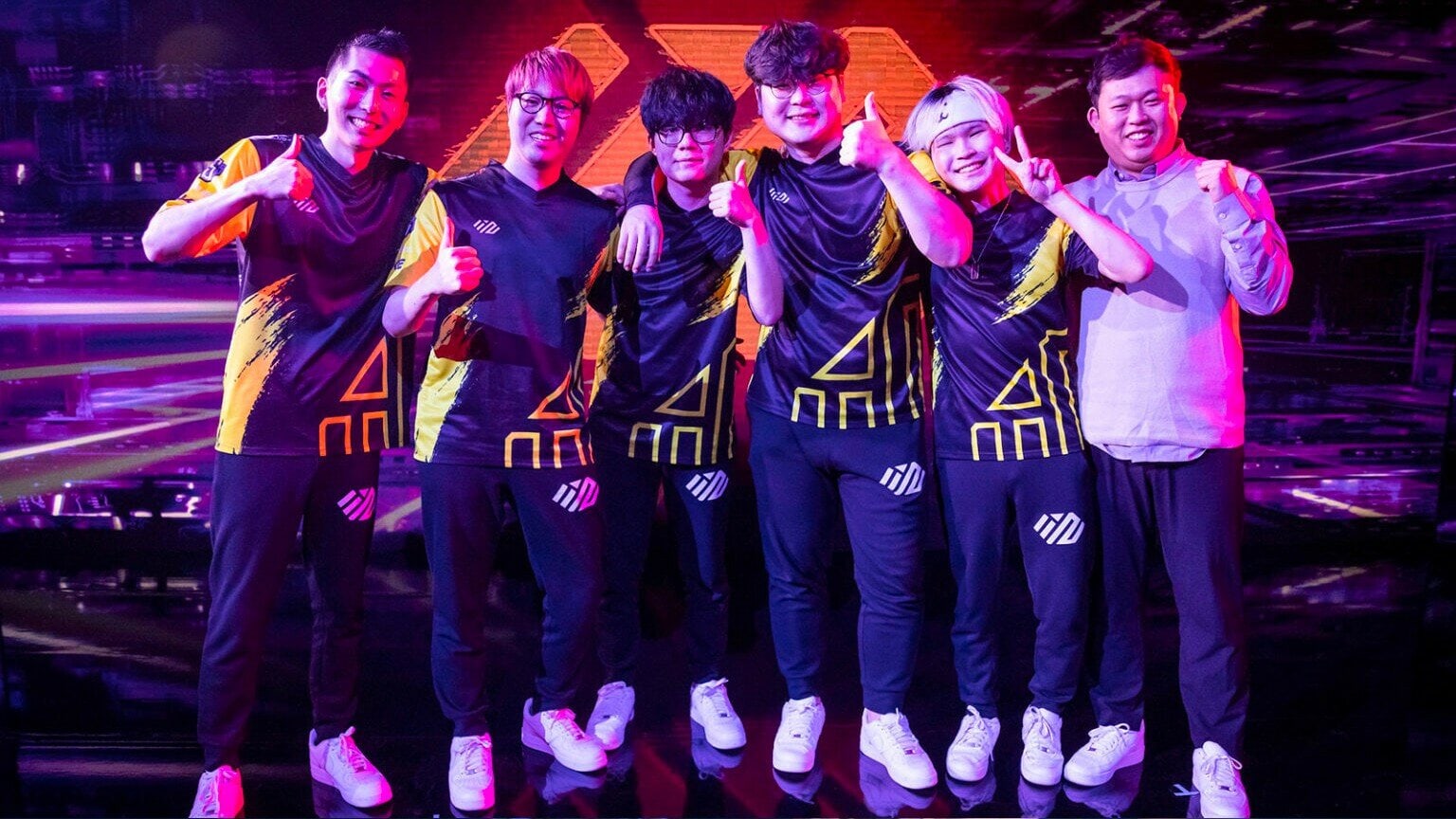 2 lenggwahe ang ginagamit ng Japanese Valorant team na 'to para mag ...