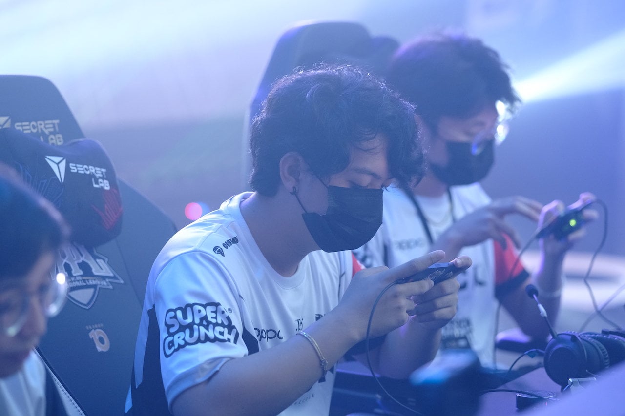 OHEB nagtala ng Savage sa BLCK debut, binigo ang NXPE 2-1 | ONE Esports ...