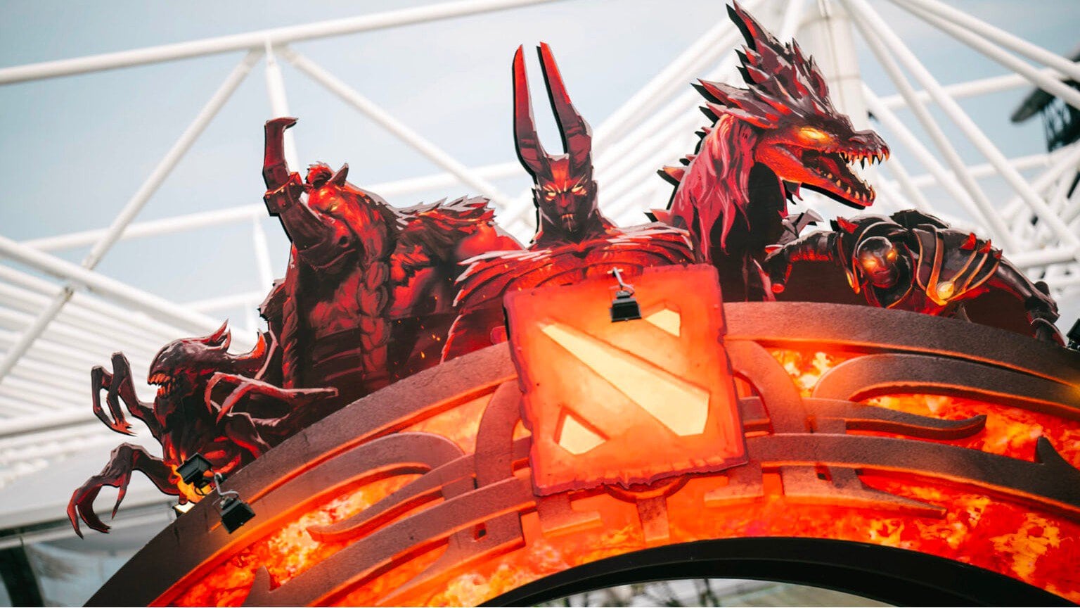 Pinagbaga ng Ember Spirit cosplay na 'to ang TI11 cosplay contest | ONE ...