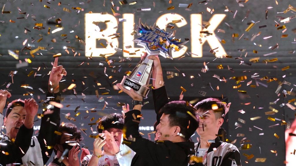 Sino nga ba si Boss Rada? Ang taong parating pinasasalamatan ng ...