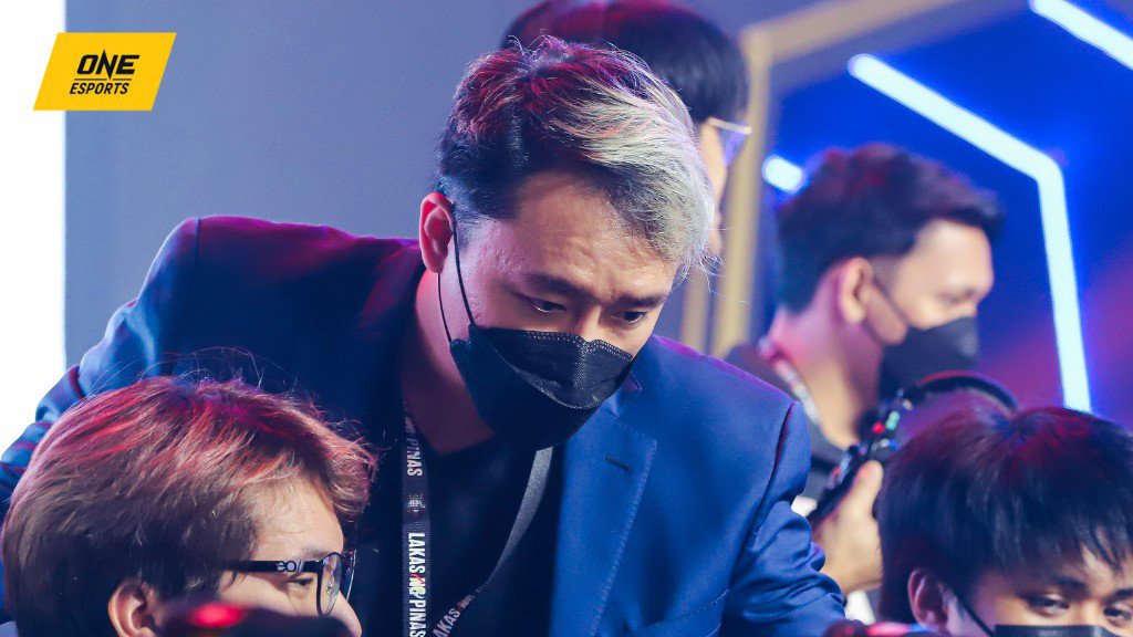 RSG Coach Panda ngayong MPL PH S11: "My focus is to have the whole team ...